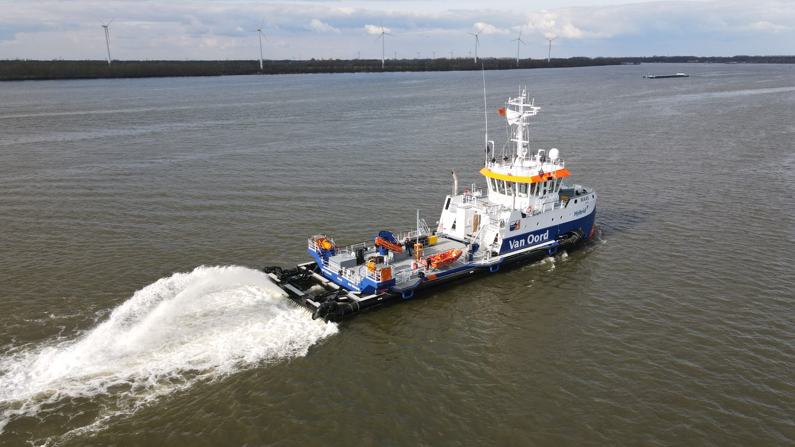 Each project is a new challenge - Dromec Winches